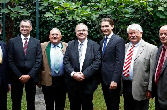 Miftar Kastrati, i vetmi kandidat “i huaj” në Vöcklabruck të Austrisë ... Miftar Kastrati, i vetmi kandidat “i huaj” në Vöcklabruck të Austrisë ...
