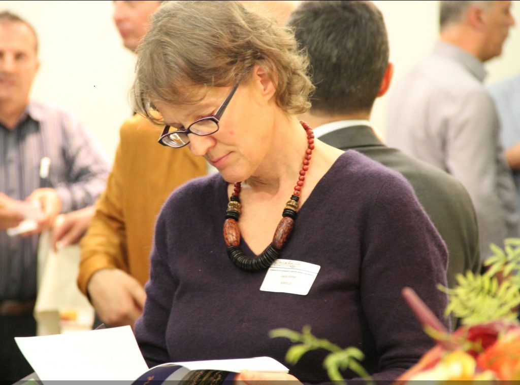 Sarah Gretler: Shqipja për mua ishte një zbulim magjepsës! - Albinfo