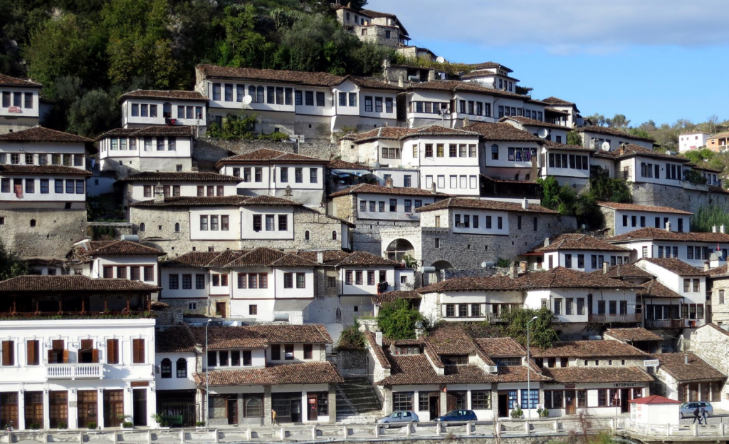 Rritet numri i turistëve në Shqipëri - Albinfo Rritet numri i turistëve në Shqipëri - Albinfo