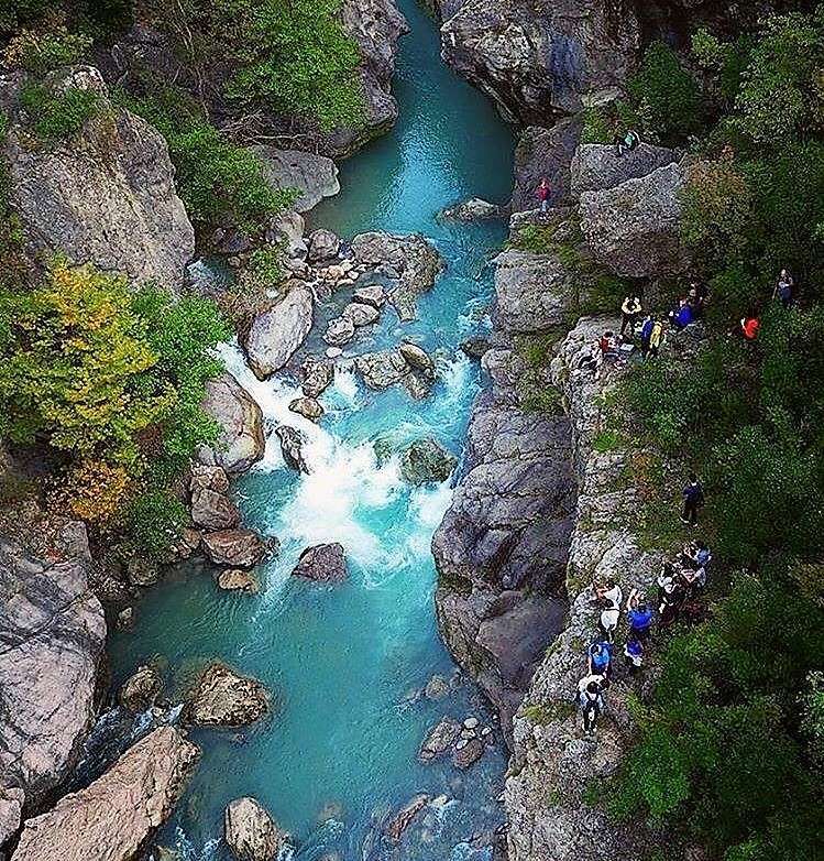 Mrekullia e kanioneve të lumit Erzen afër Tiranës - Albinfo