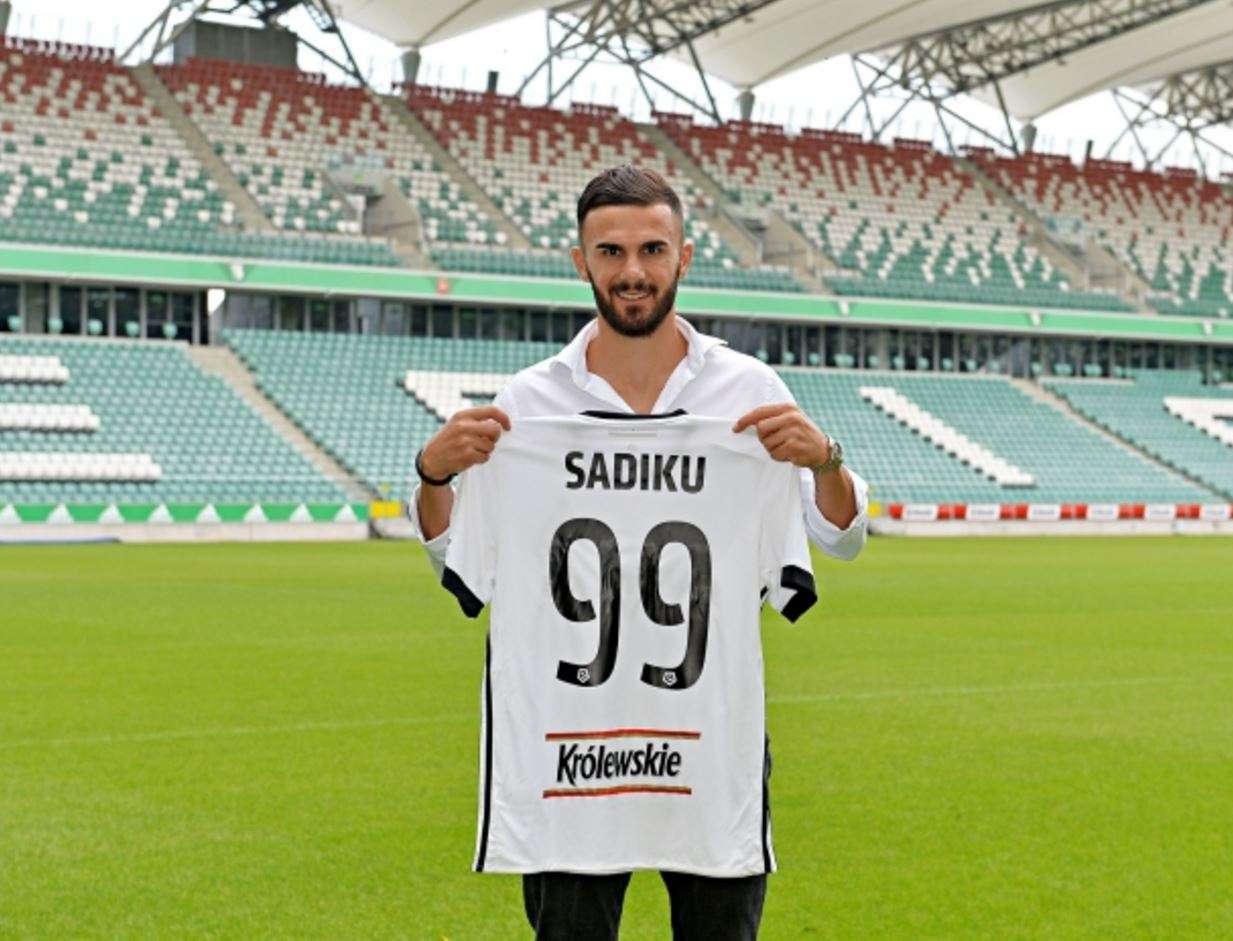 Sadiku ‘bombardon’ sërish - Albinfo