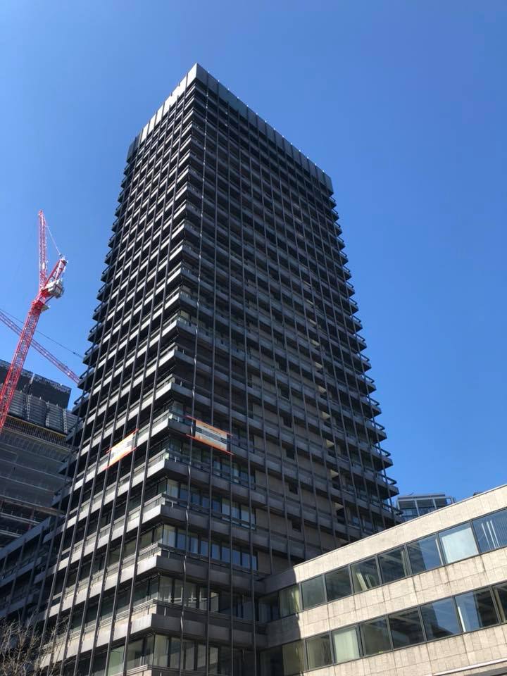 Kompania shqiptare në Gjermani do të rrëzojë ndërtesën 96 m të lartë ...