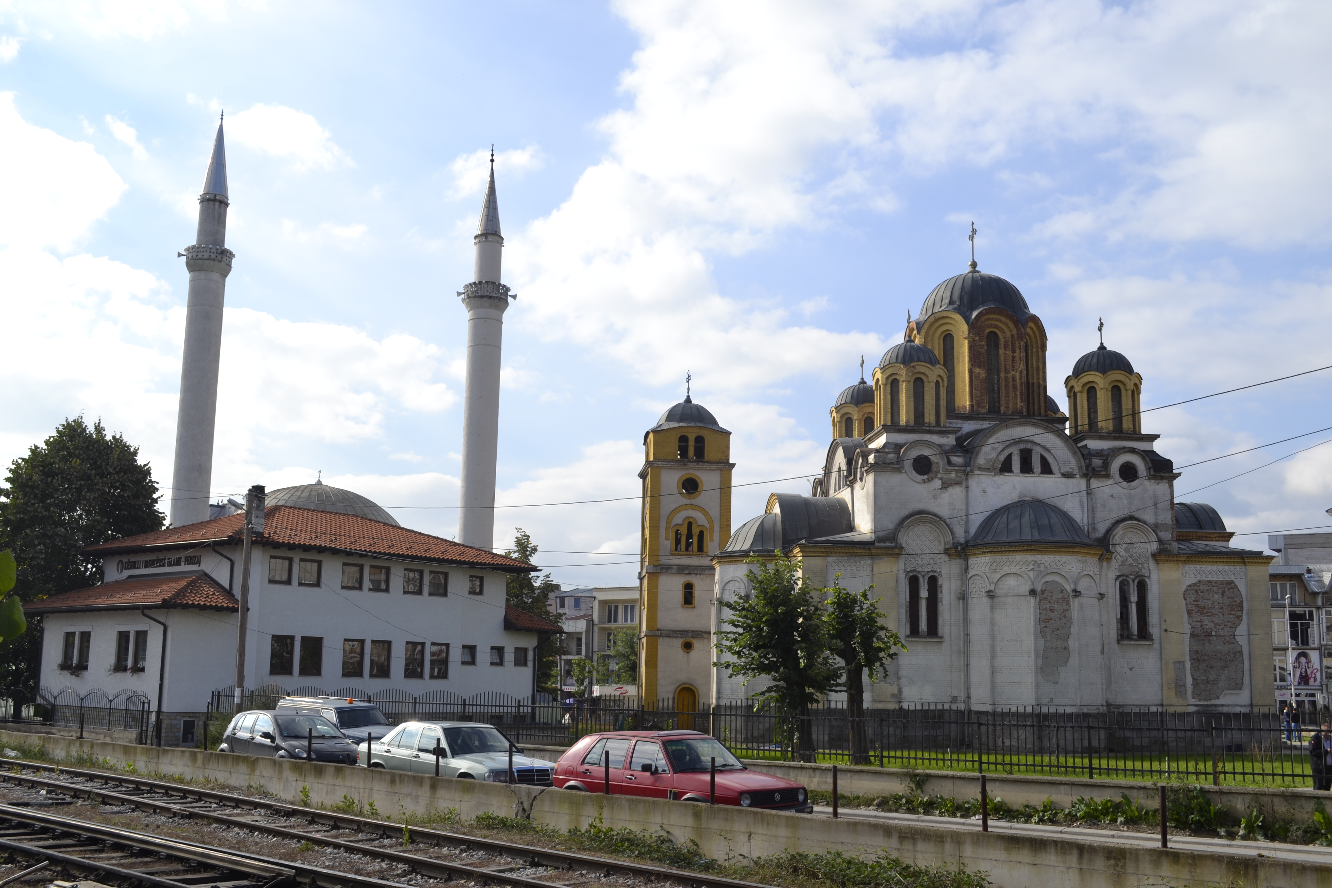 Xhamia dhe kisha në Ferizaj ‘duan të bashkohen’ edhe më shumë - Albinfo