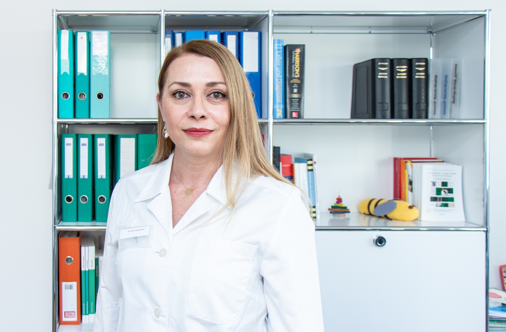 Die albanische Expertin erklärt uns, was wir über Covid-Zertifikate in ...