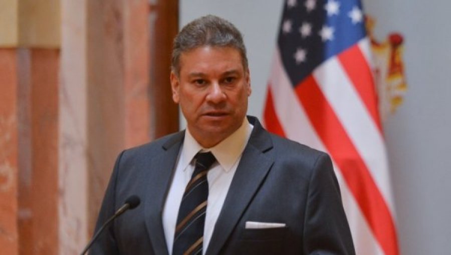 Chollet dhe Escobar, sot para Senatit - Albinfo Chollet dhe Escobar, sot para Senatit - Albinfo