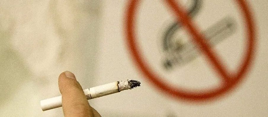 Ligji kundër duhanit në Kosovë: I miratuar, por jo i zbatuar - Albinfo