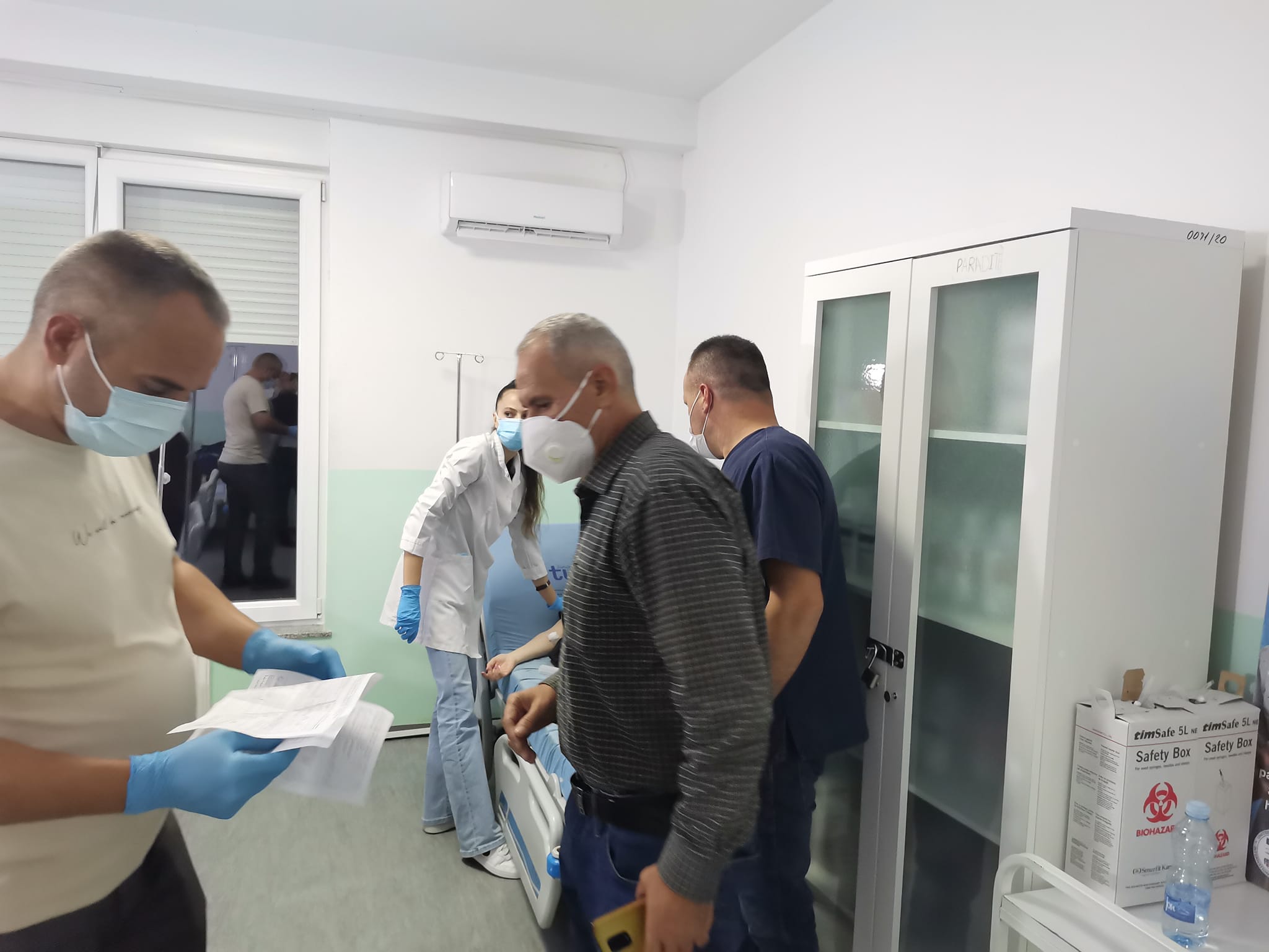 Prania e baktereve në ushqim, shkaku i helmimit të qytetarëve në ...