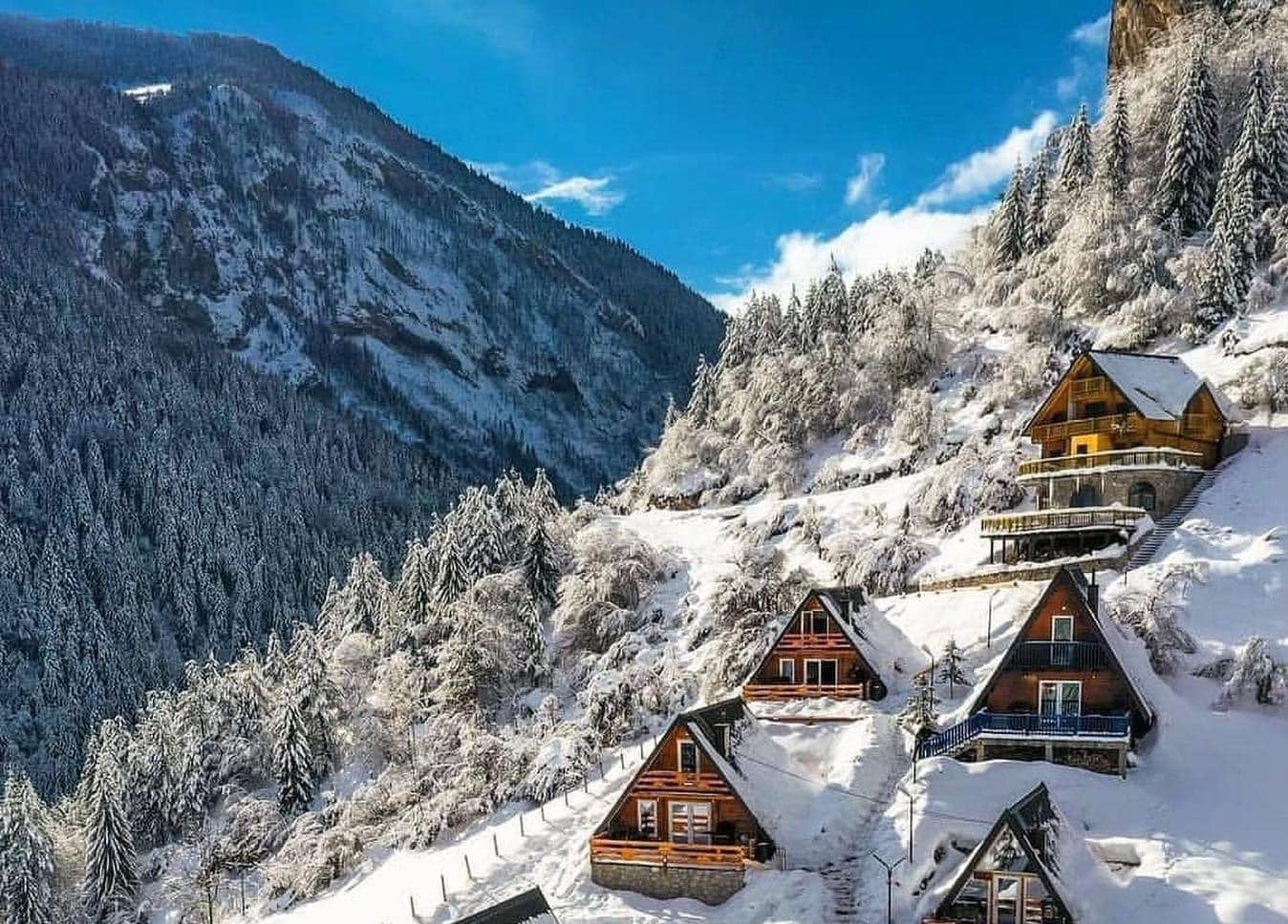 Reshje të mëdha bore në Rugovë - Albinfo