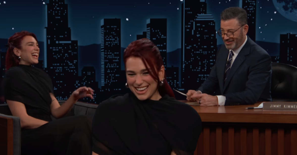 Momente gazmore: Dua ia sqaron Jimmy Kimmel-it fjalitë e çuditshme ...