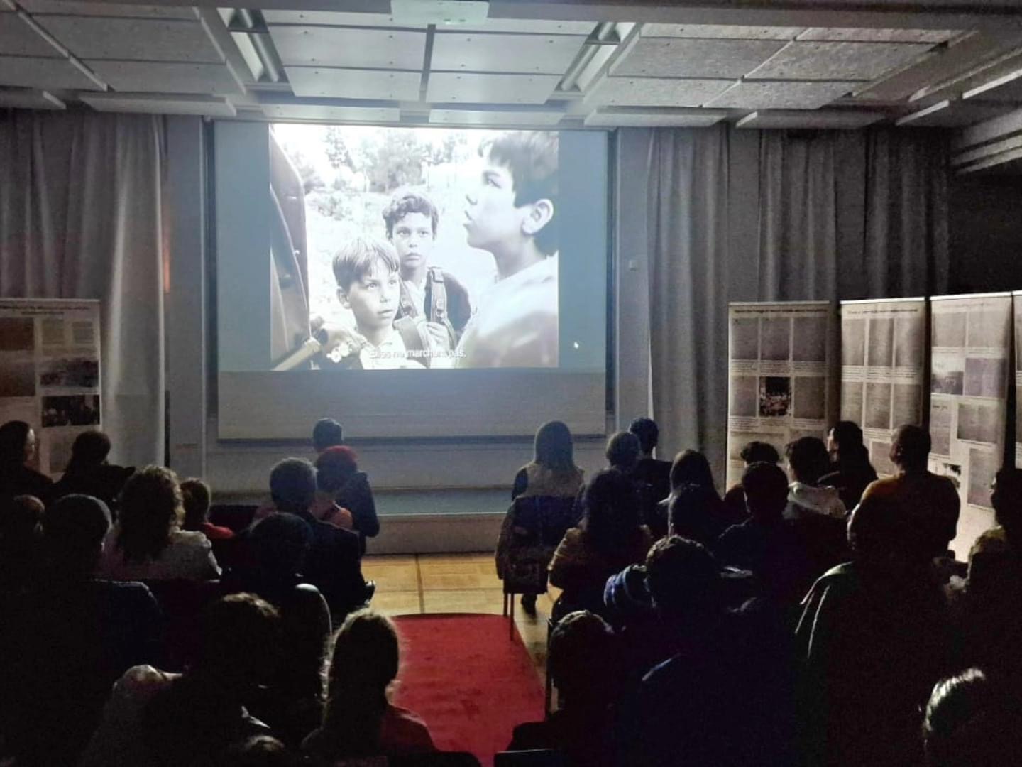 "Tomka dhe shokët e tij" shfaqet në Zvicër - Albinfo