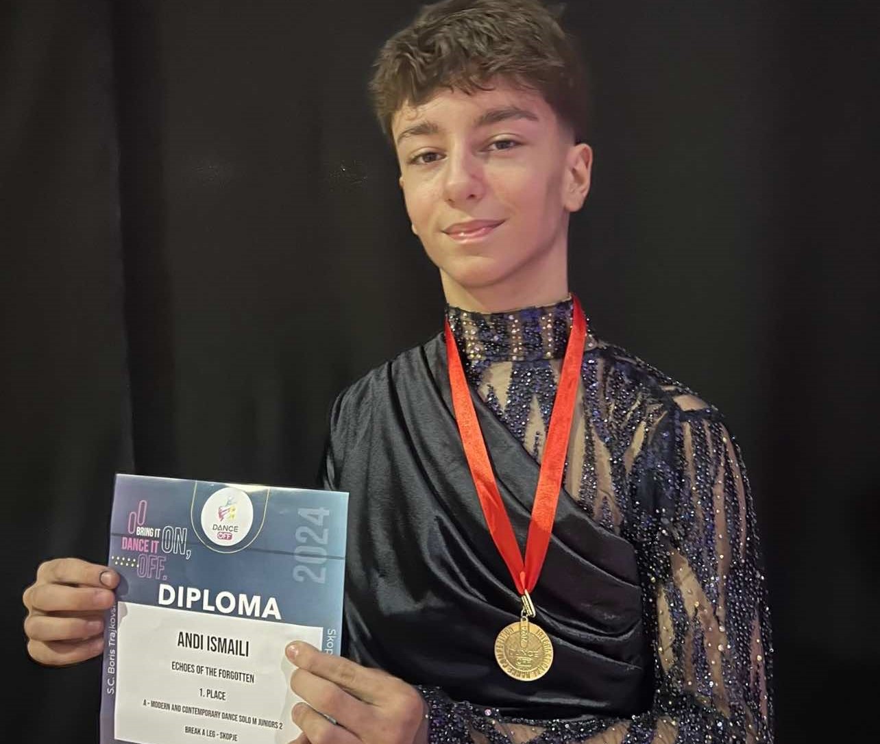 Andi nga Gostivari fiton vendin e parë në garën ndërkombëtare “DANCE ...