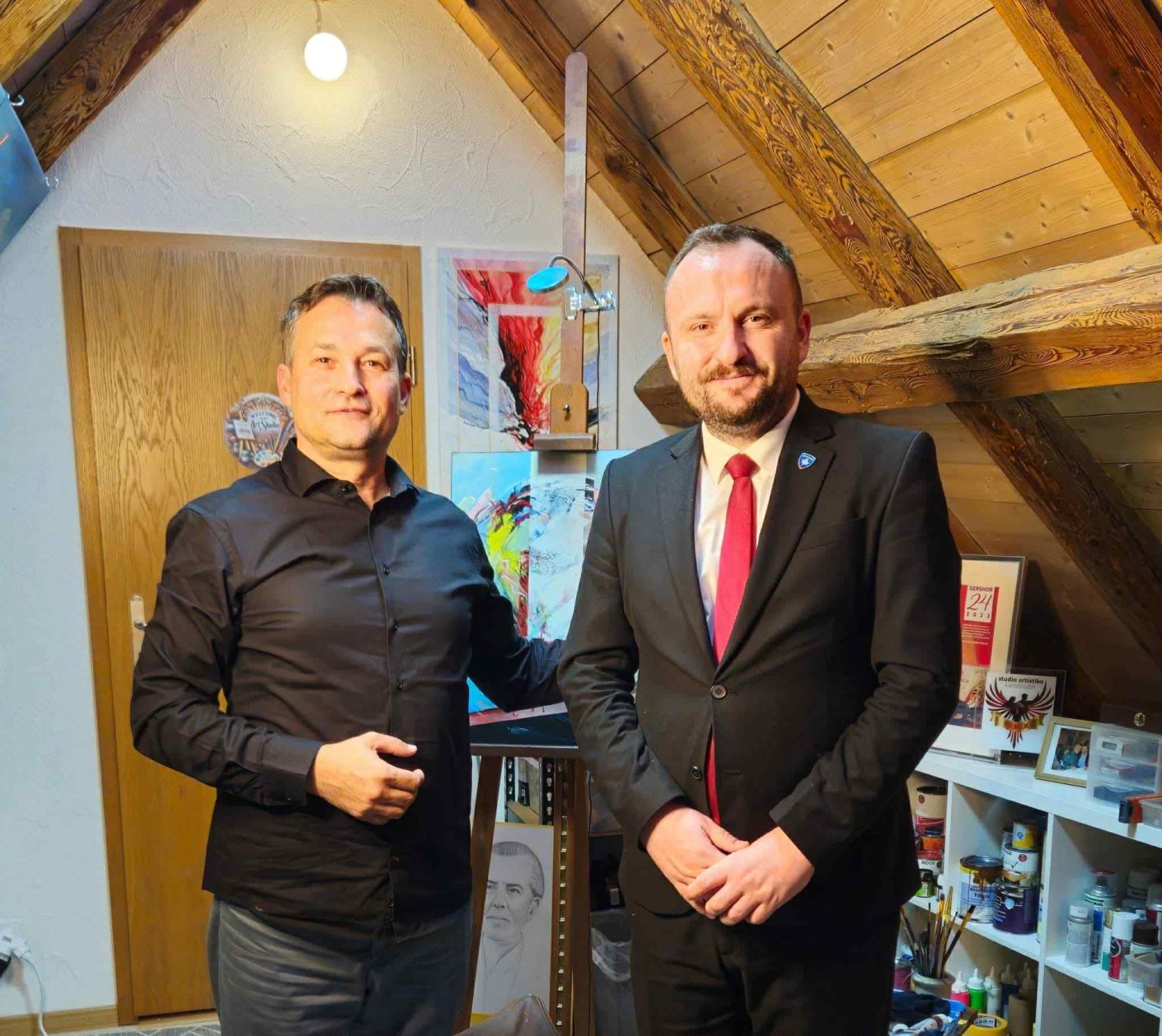 Vigan Berisha viziton artistin e njohur, Arsim Berisha në Zvicër - Albinfo