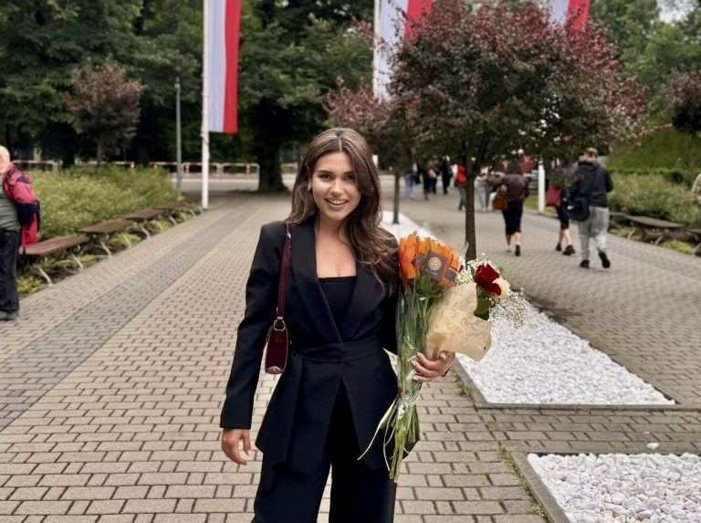 Blerta Krasniqi doktoron në Poloni në fushën e Logopedisë - Albinfo