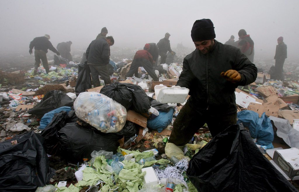 Rritet varfëria në Kosovë - Albinfo